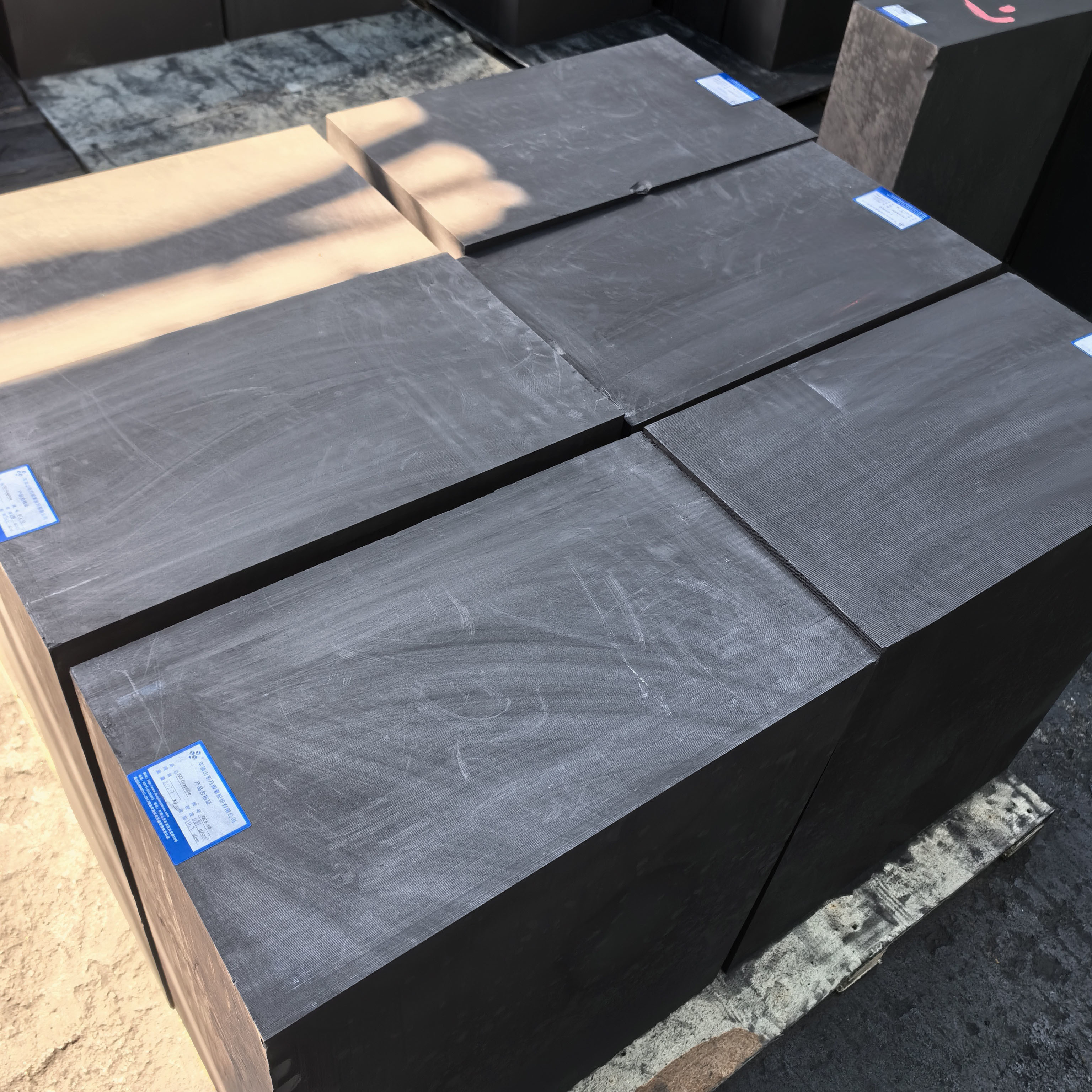 600*500*250mm High Quality Isostatic Rods And Blocks For Sintering ...